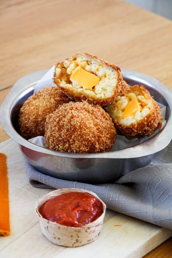 Croquettes "mac N Cheese" à la mimolette - Gastronomie Hauts-de-France